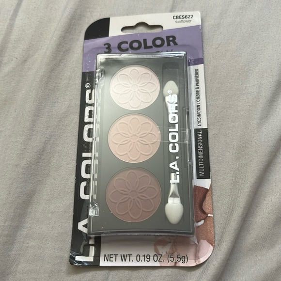L.A. Colors | Makeup | 5 For 25 La Colors 3 Color Eyeshadow Palette ...